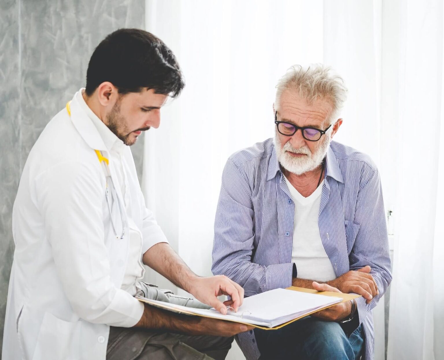 About ReNEW and ReGAIN | Investigational New Treatment for Dry AMD